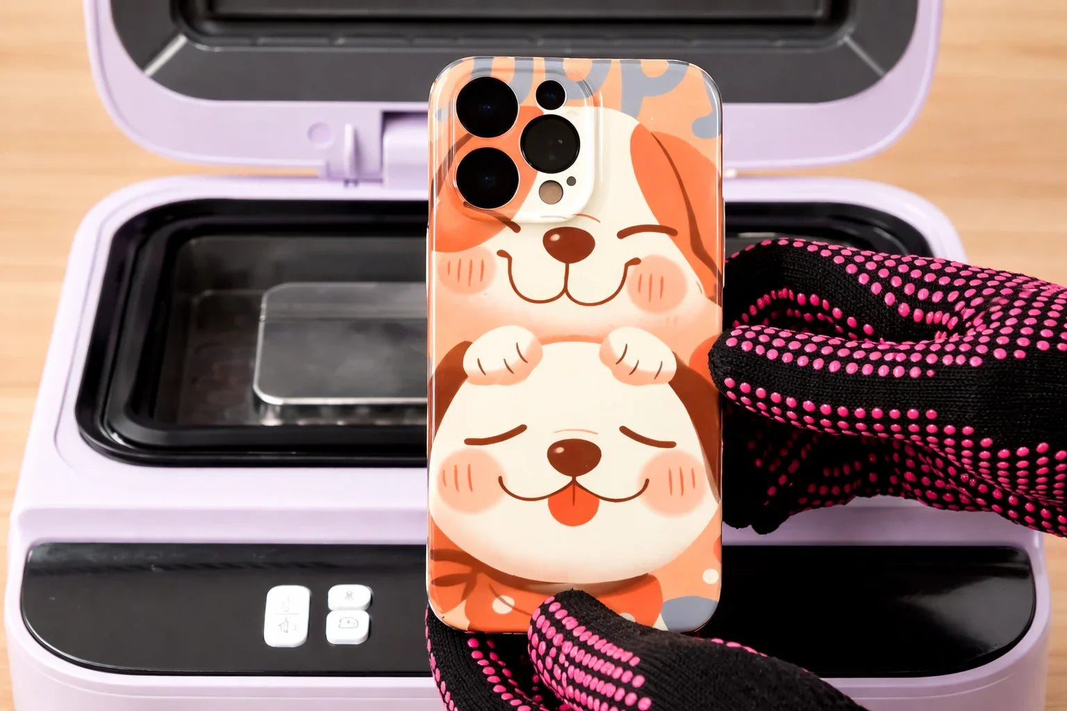 How to DIY a Phone Case with an HTVRONT Phone Case Heat Press